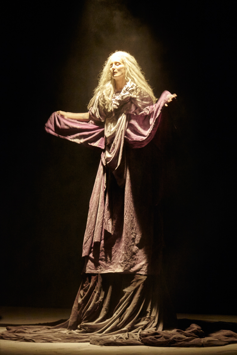 costume – Cathy Cooper